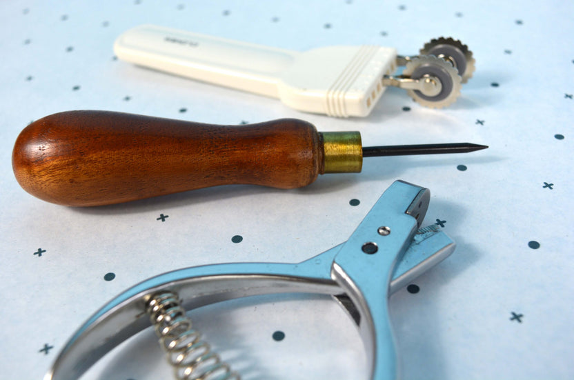 A BEGINNER’S GUIDE: SEWING PATTERN SYMBOLS AND FABRIC MARKING TOOLS ...