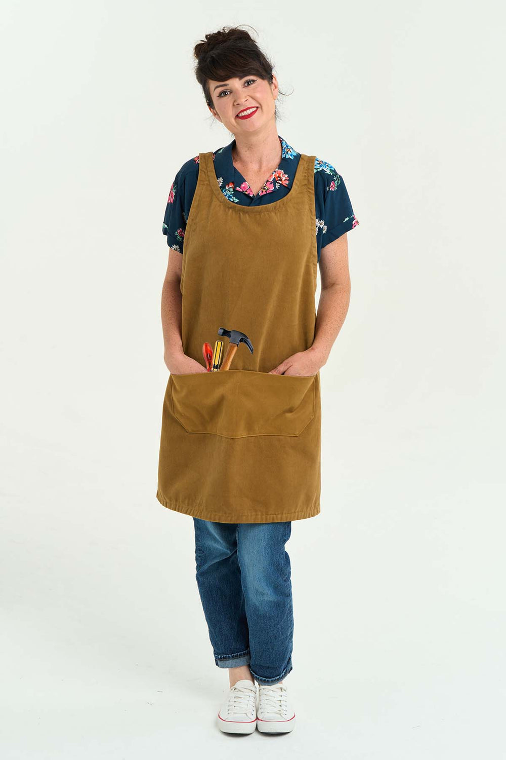 Sew Over It Apron – The Fold Line