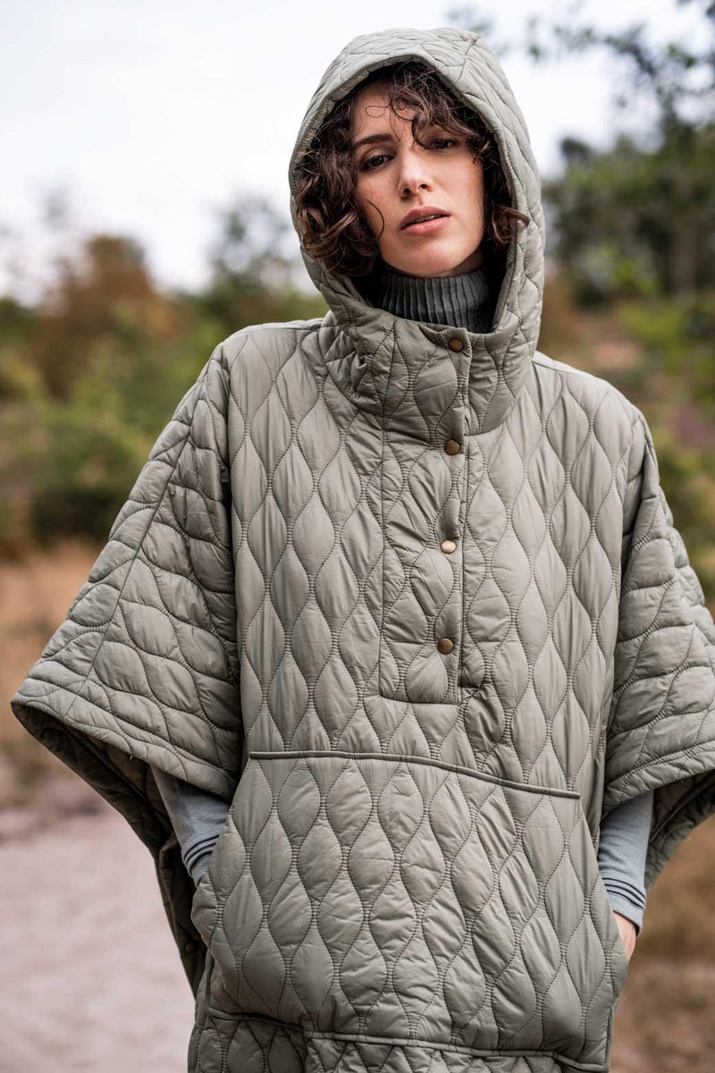 Fibre Mood Harlem Cape – The Fold Line