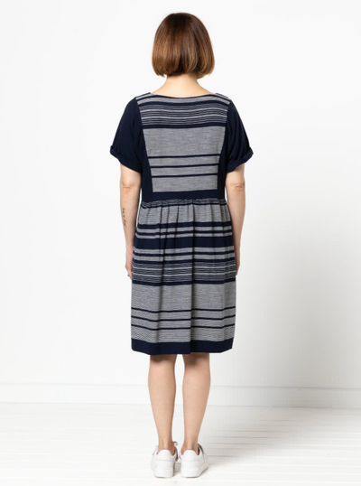Style Arc Lacey Dress – The Fold Line