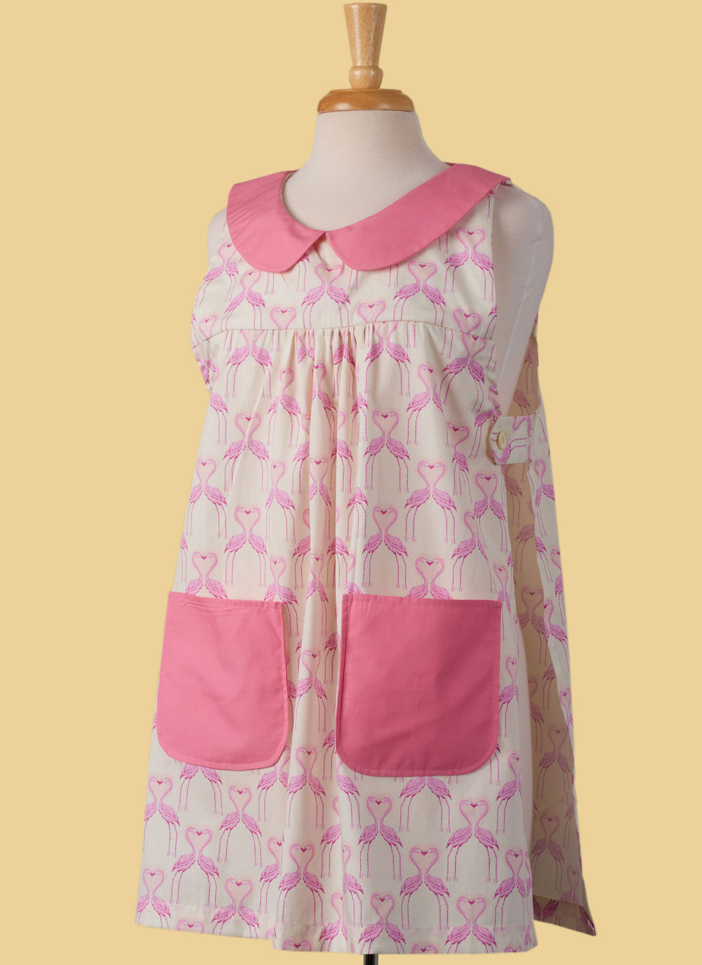 McCalls Aprons M8522 – The Fold Line