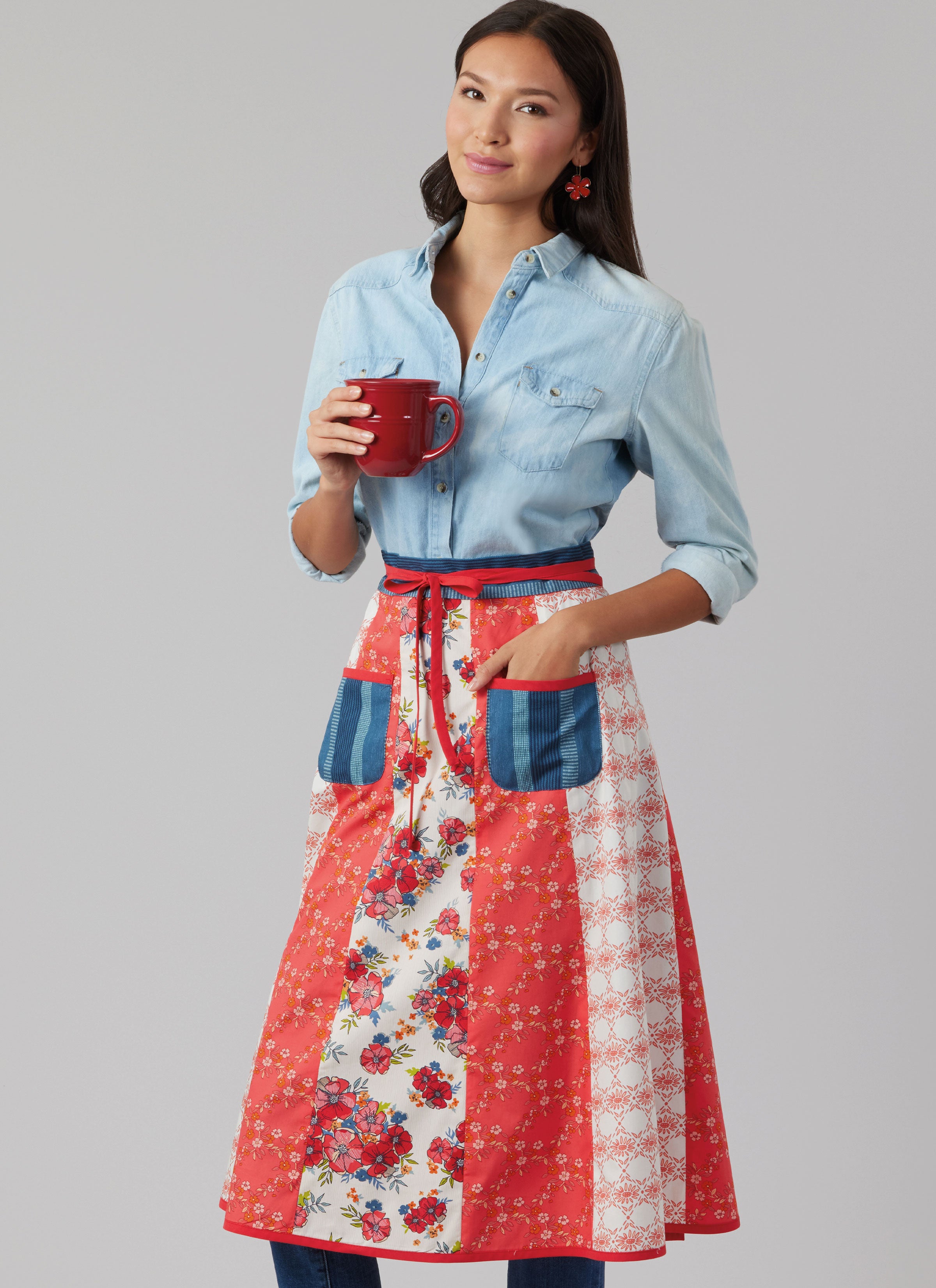 McCall's Apron M8572 – The Fold Line
