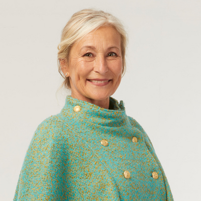 Coralie Bijasson Nuala Cape – The Fold Line