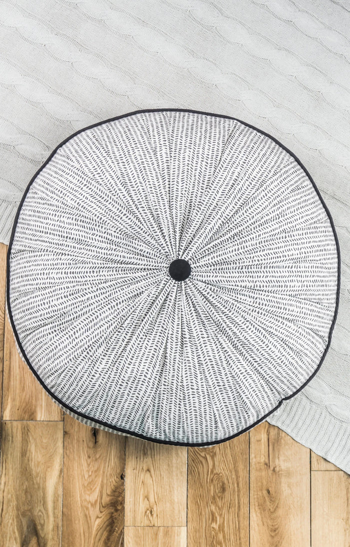 Sew Over It Piped Floor Cushion – The Fold Line