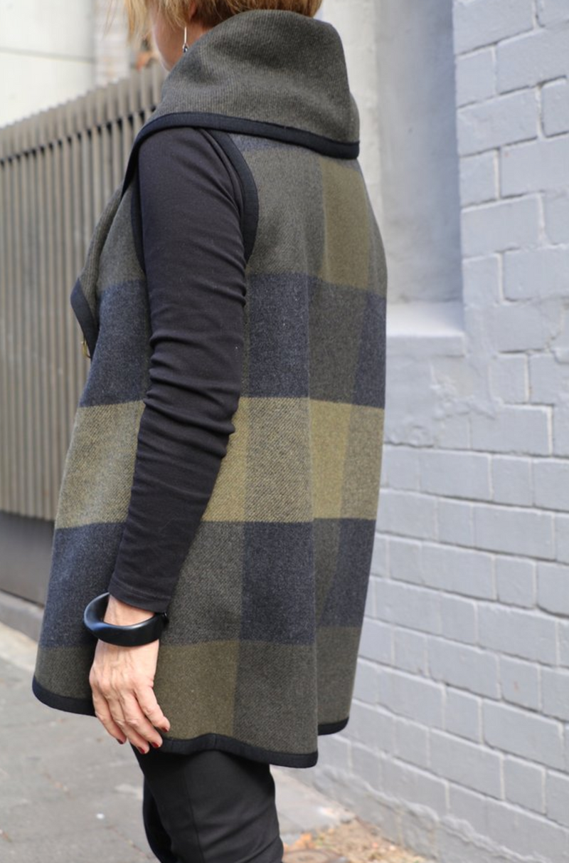 Tessuti Fabrics Kyoto Vest – The Fold Line