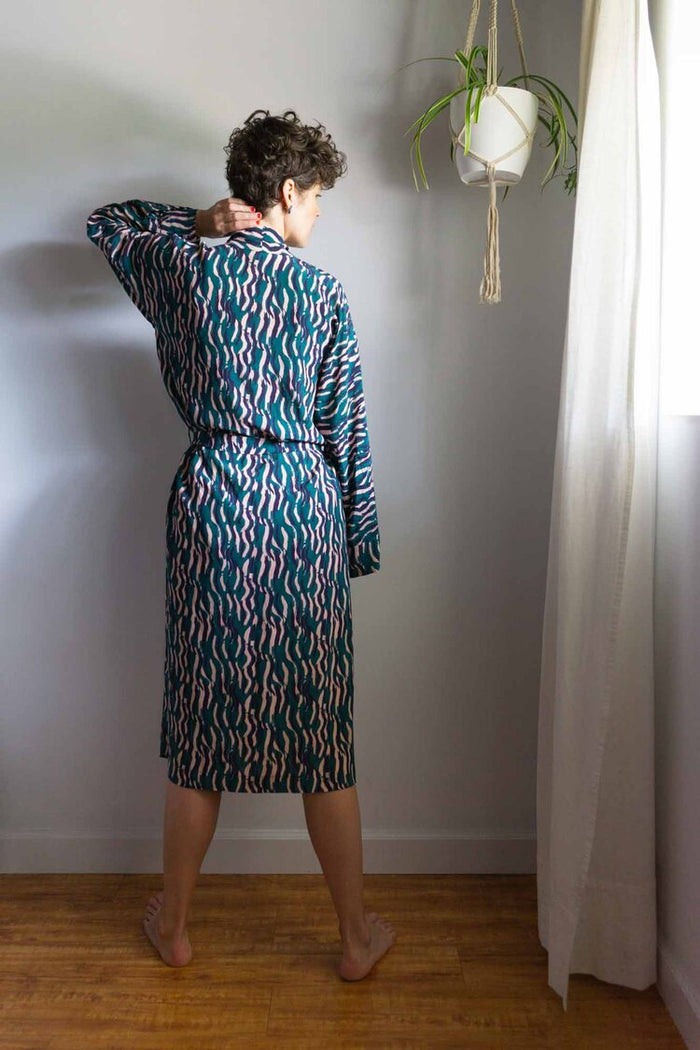 Sew DIY Unisex Draft-It-Yourself Tasi Robe and Jacket – The Fold Line