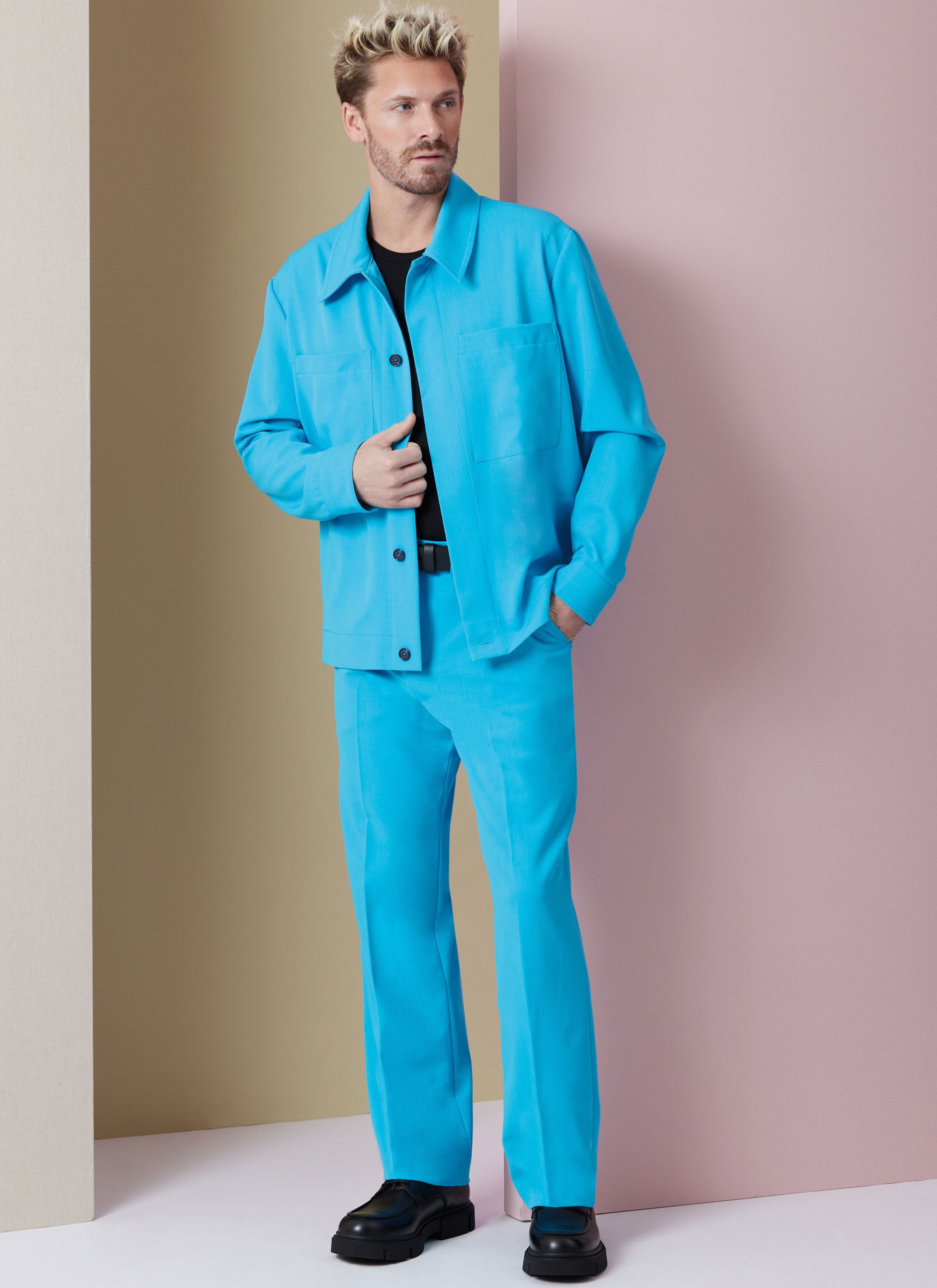 Vogue Men's Jacket, Shorts & Trousers V2022 – The Fold Line
