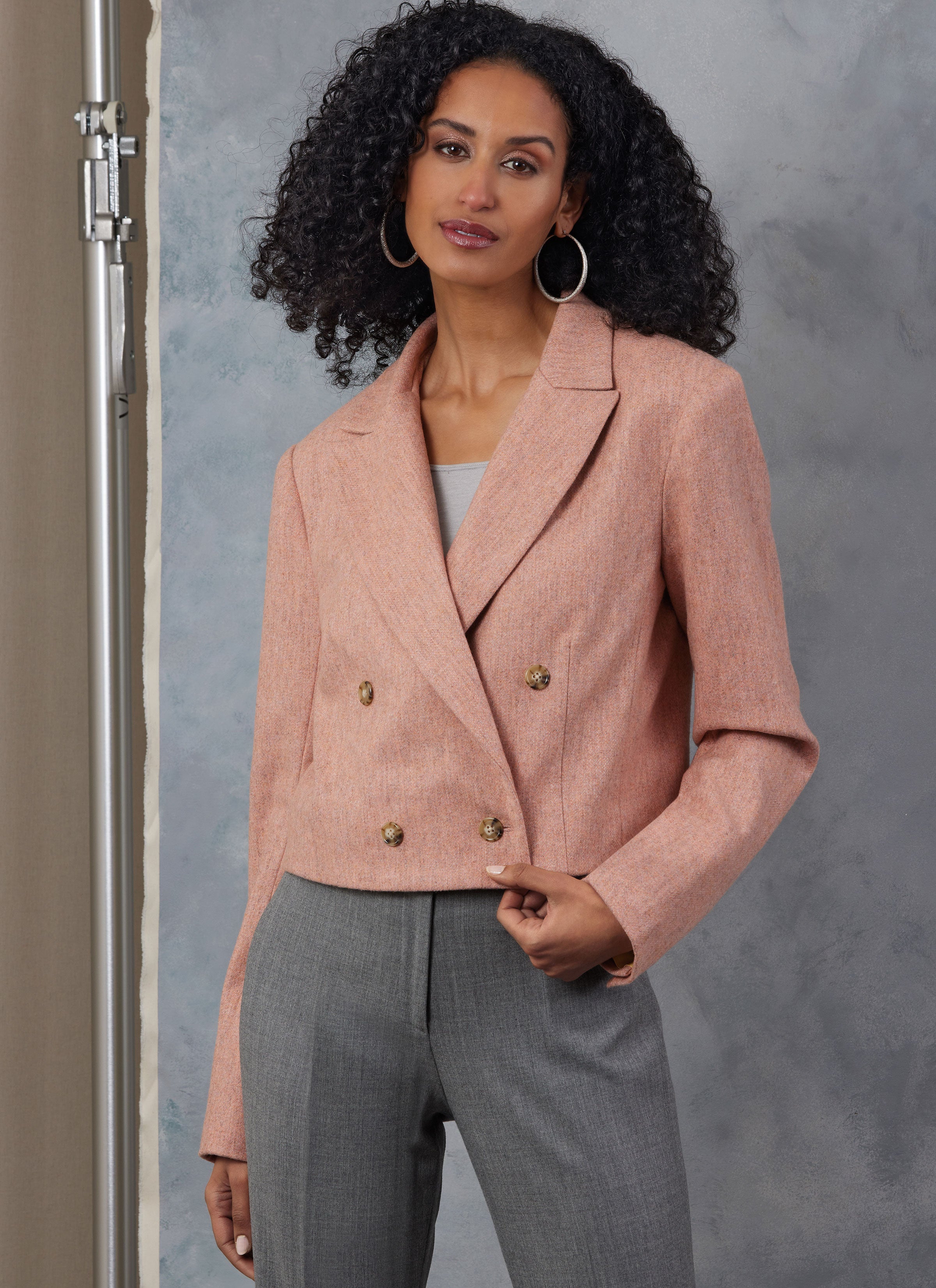 Vogue Jackets V2053 – The Fold Line