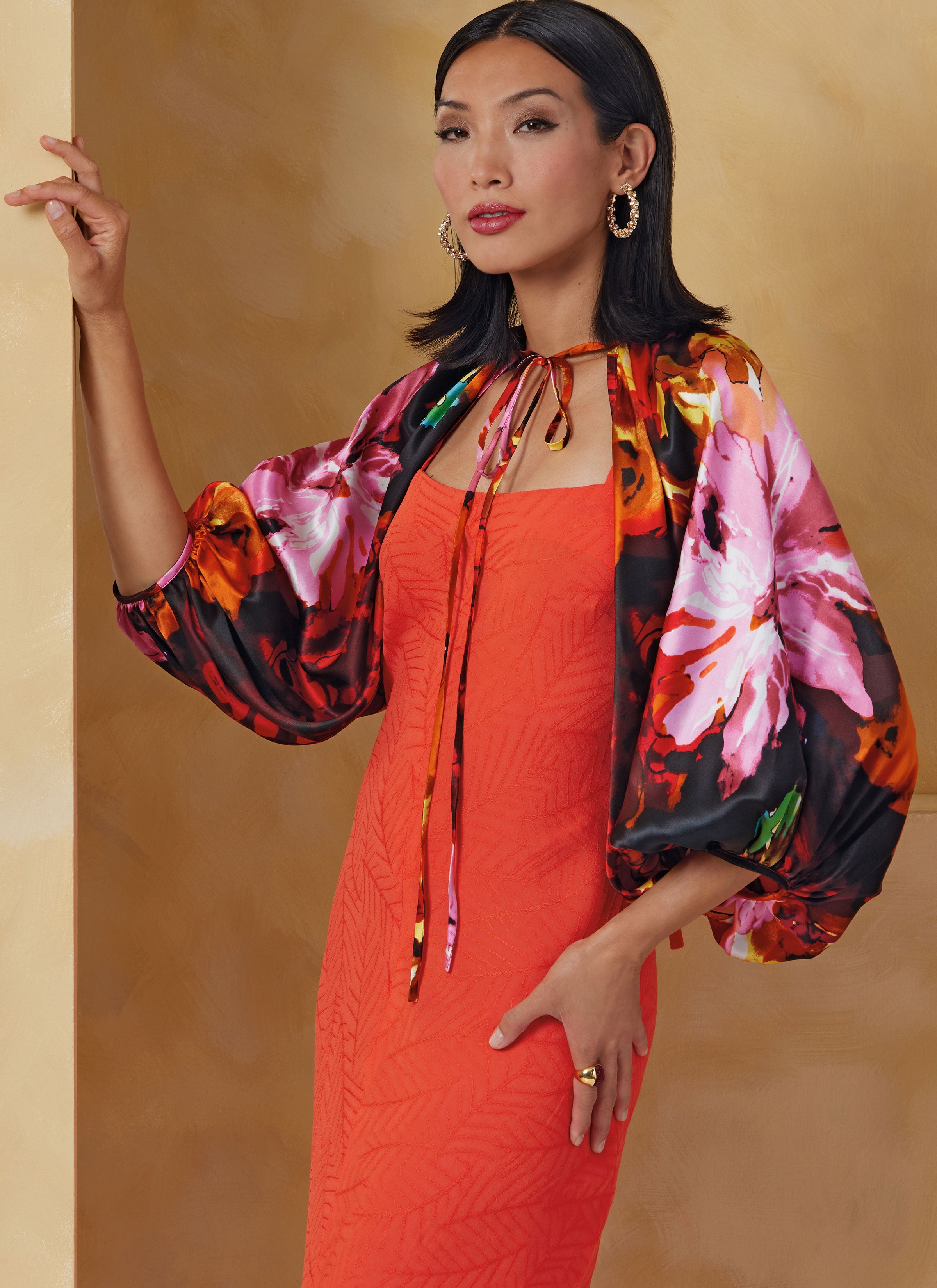 Vogue Bolero Sleeves V2079 – The Fold Line