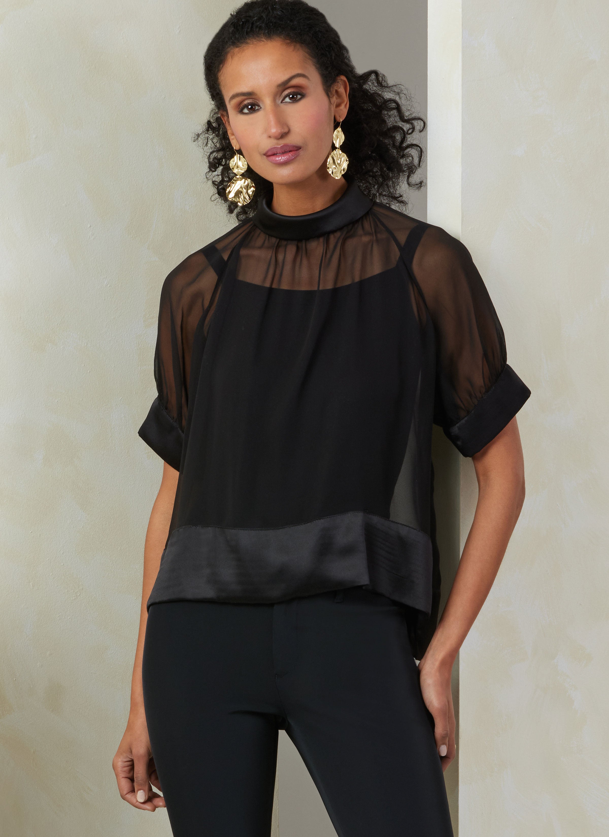 Vogue Top V2090 – The Fold Line