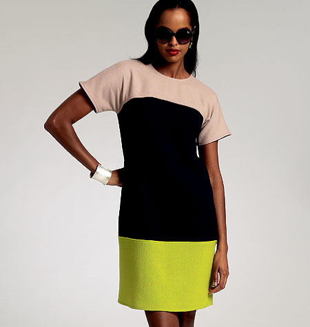 Vogue Dress V8805 – The Fold Line
