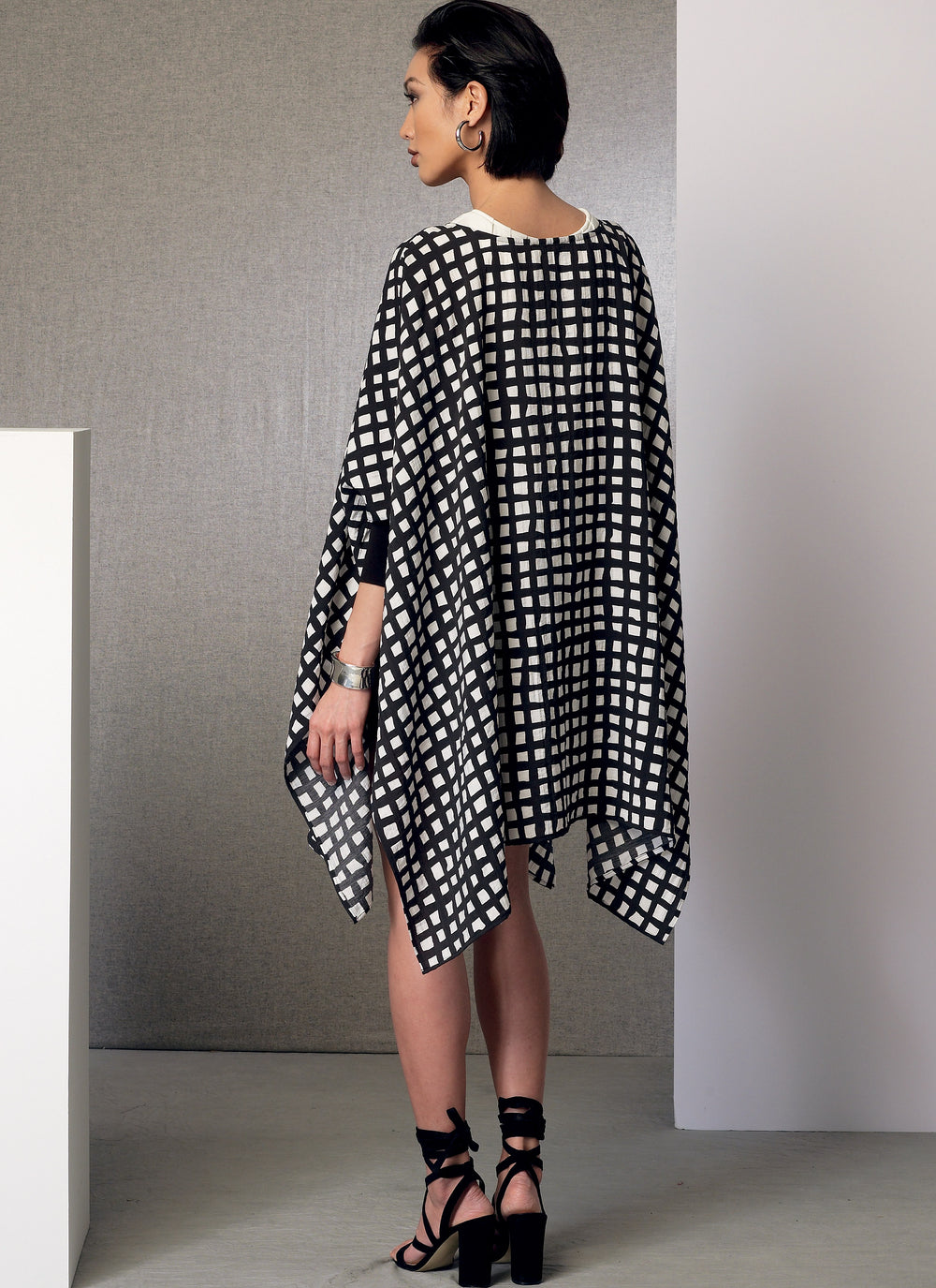 Vogue Outfit V9191 – The Fold Line