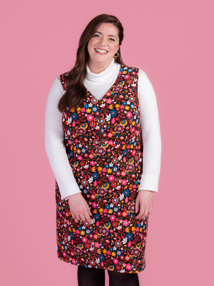 Tilly and the Buttons Noa Pinafore – The Fold Line